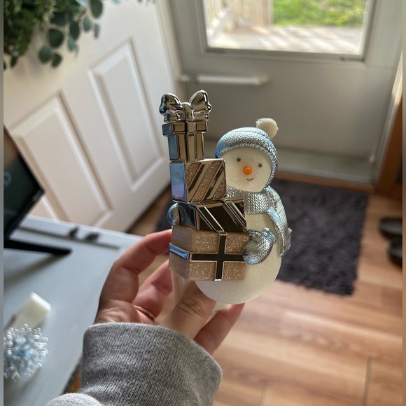 Bath & Body Works | Other | Snowman Bbw Wallflower Plug In | Poshmark